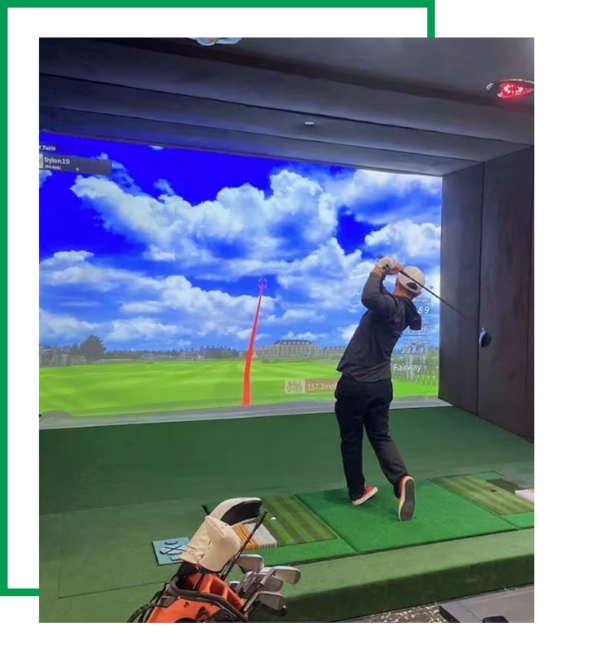 J Bar & Golf Lounge